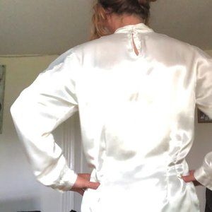 Sue hutton | Tops | Vintage Sue Hutton Sheershoulder Floral Blouse ...